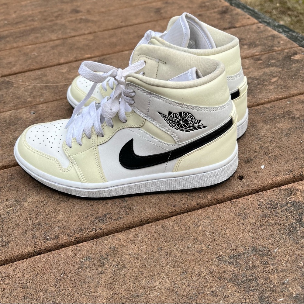 Nike Air Jordan 1 Mid Coconut Milk Black Bq6472 121 W… - Gem